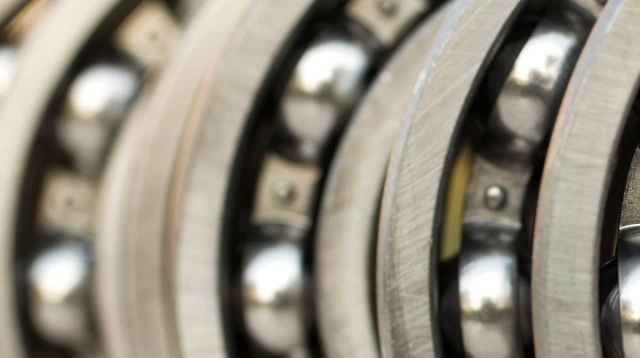 Bearing and Circulating Oils for Natural Gas | Shell Canada