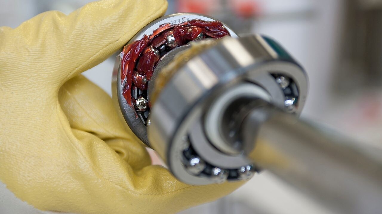 Greases for Natural Gas | Shell Canada