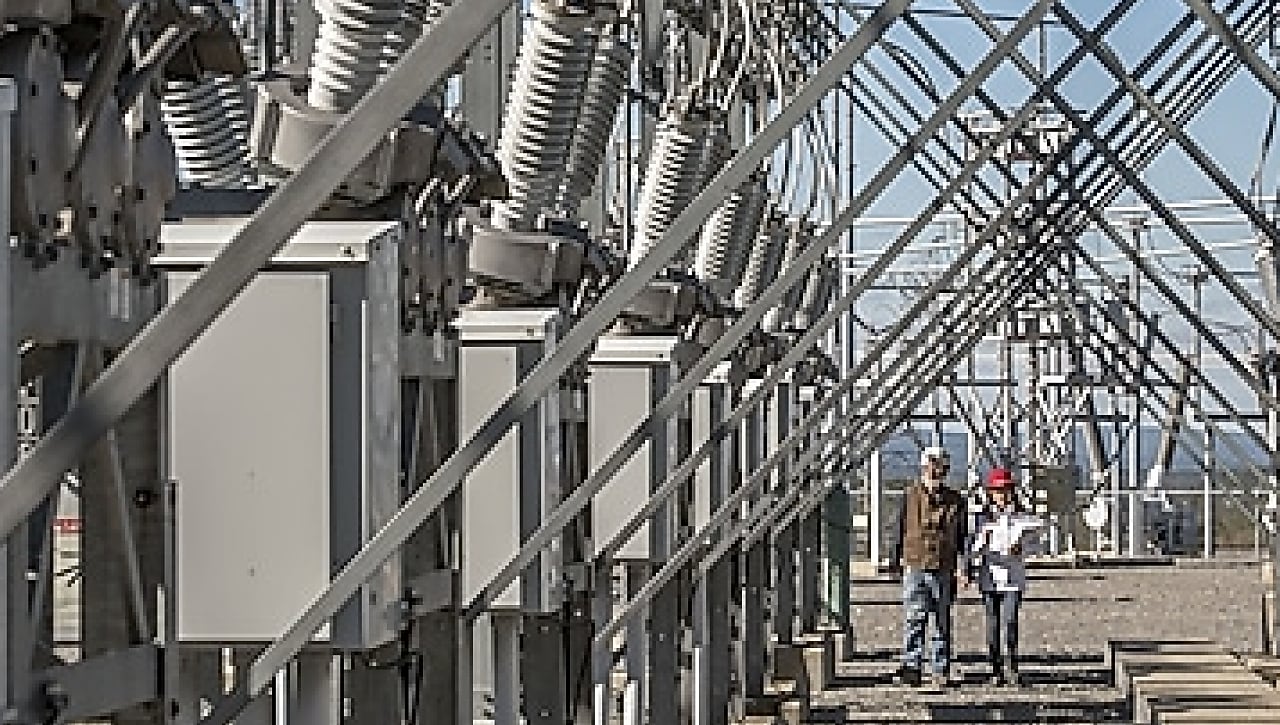 Lubricants for Power Generation | Shell Canada